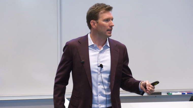 Loran Nordgren Leadership Keynote Speaker | The Lavin Agency Speakers ...