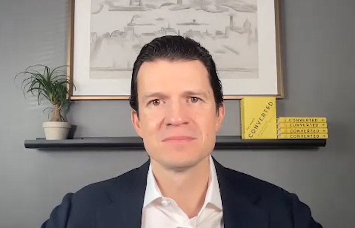 Neil Hoyne Speaking Bio and Videos | The Lavin Agency Speakers Bureau